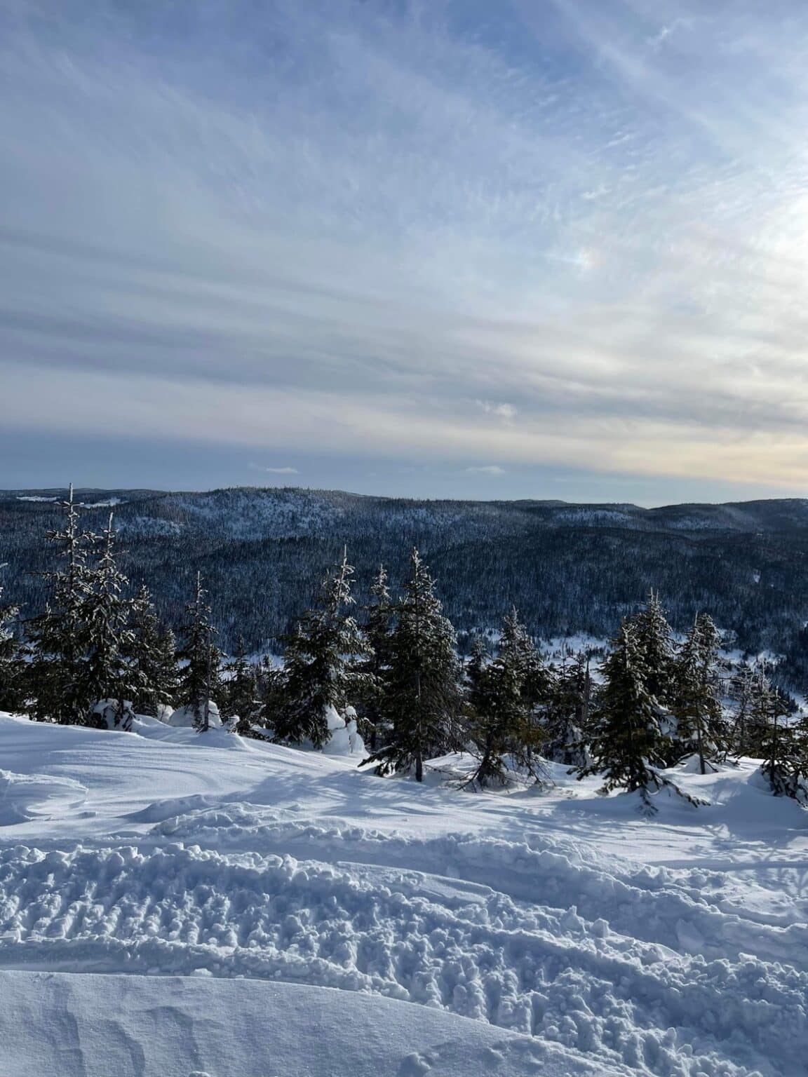GV Loisirs - Location de Motoneige Monts-Valin Saguenay